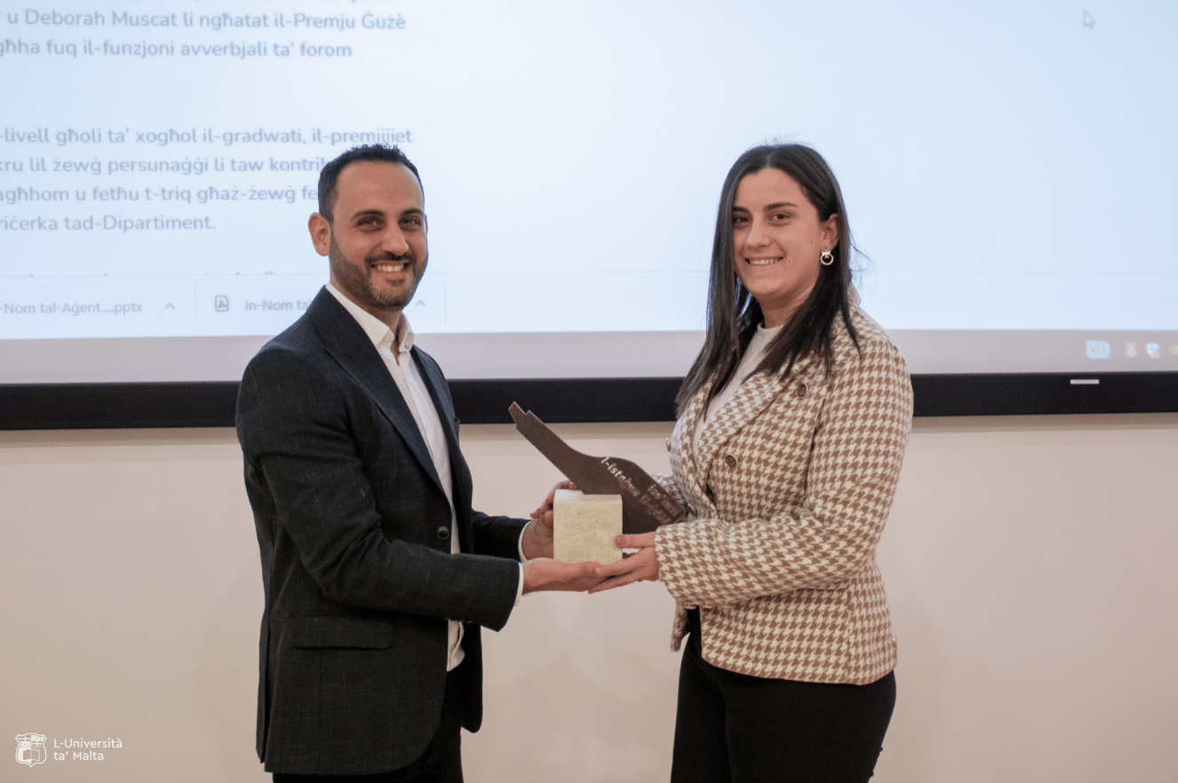 Romilda Pace u Sara Kristina Abela jingħataw il-Premju Oliver Friggieri ...